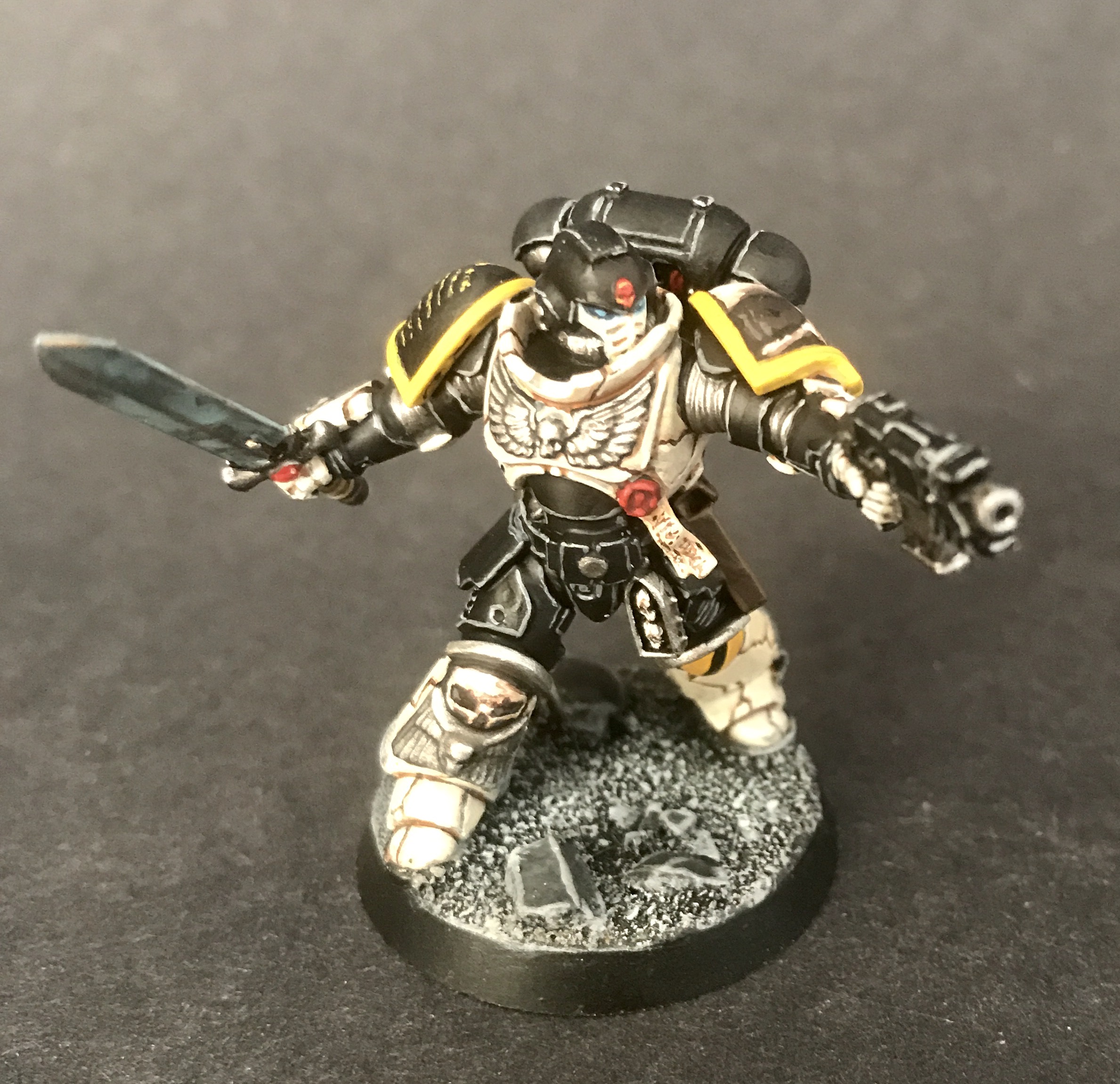 Mortifactors Primaris Space Marine Lieutenant | Heresy & Heroes